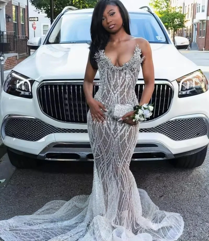 Sexy White Lace Prom Dresses For Girls 2026 V Neck Beaded Mermaid Part ...